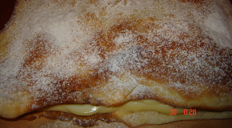 Reteta culinara Cremsnit (Cremes) | Bucataras