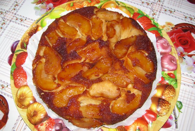Reteta Tarta de fructe in caramel
