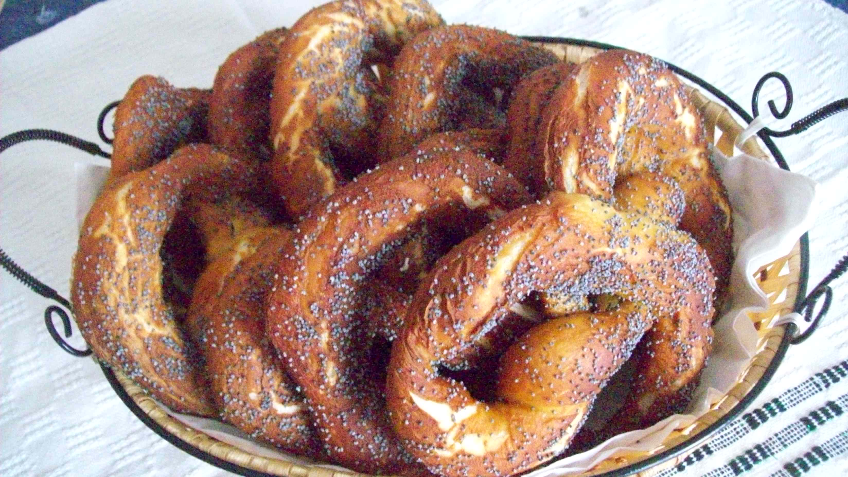 Reteta culinara Covrigi | Bucataras