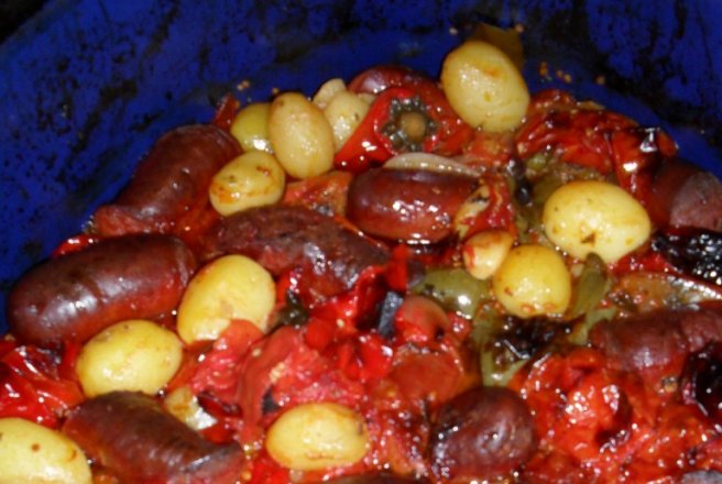 Reteta Carnat cu legume la cuptor