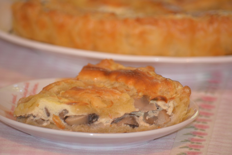 Reteta culinara Tarta cu ciuperci | Bucataras