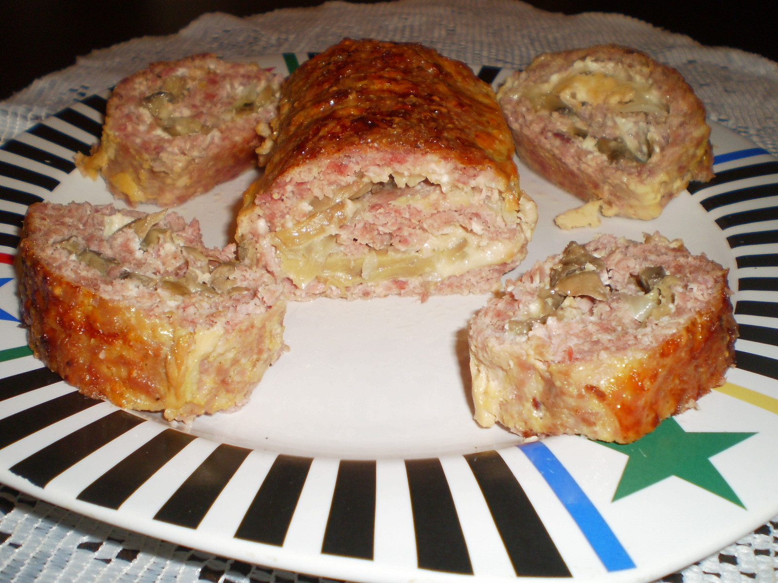 Reteta culinara Rulada de carne la cuptor | Bucataras