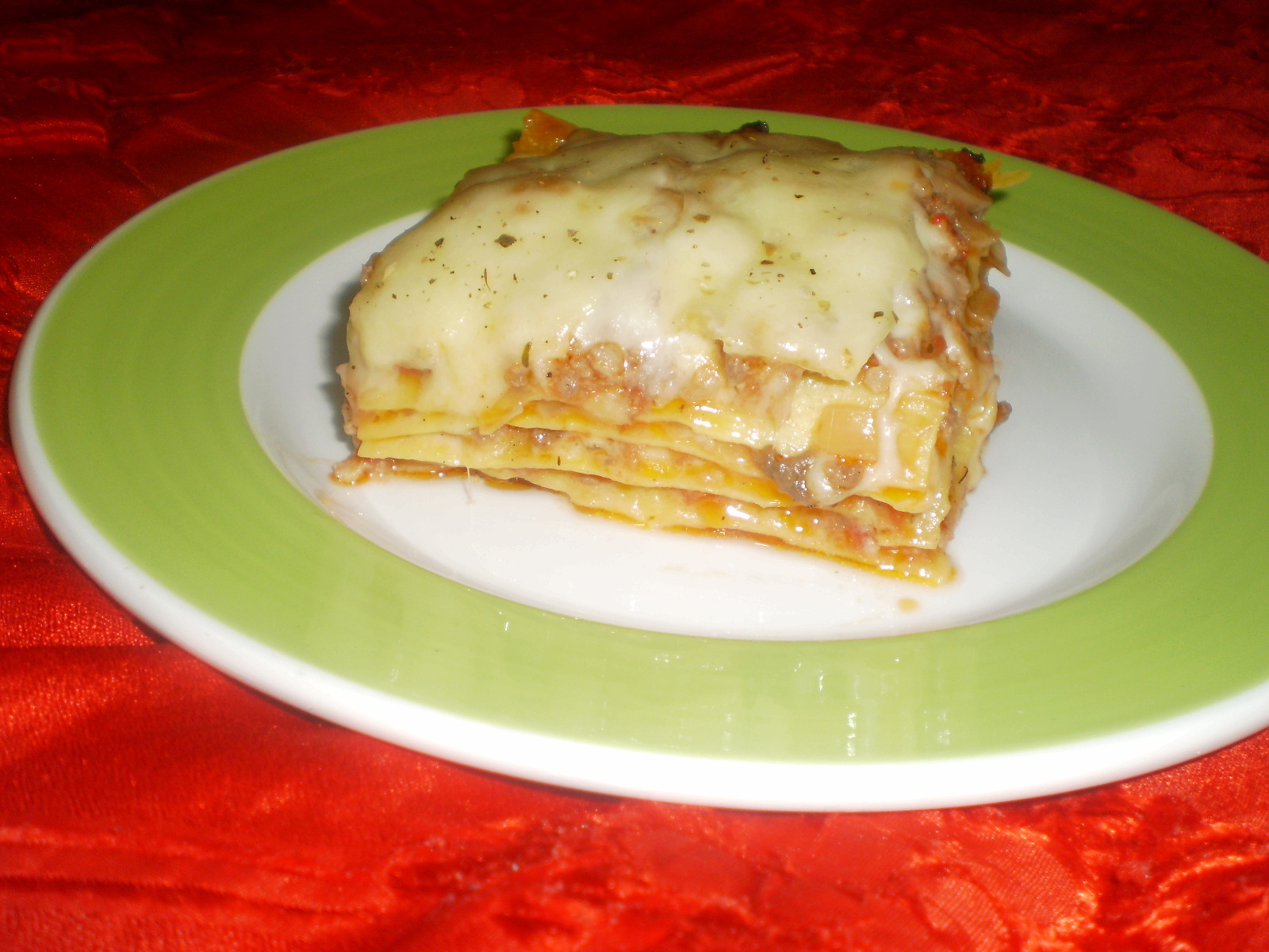 Reteta culinara Lasagna cu carne tocata | Bucataras